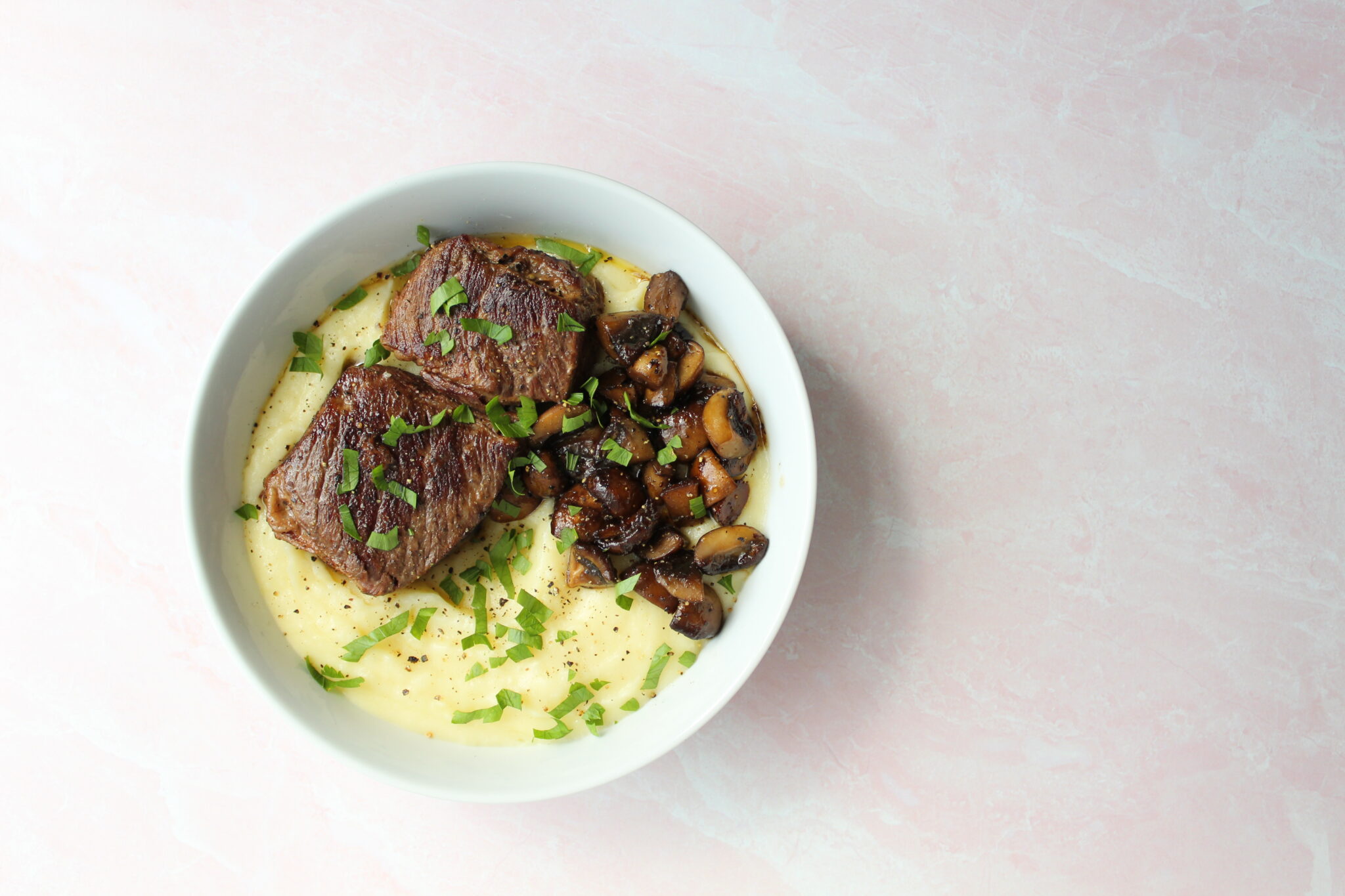 Short Ribs with Truffle Mashed Potatoes and Marsala Mushrooms ...